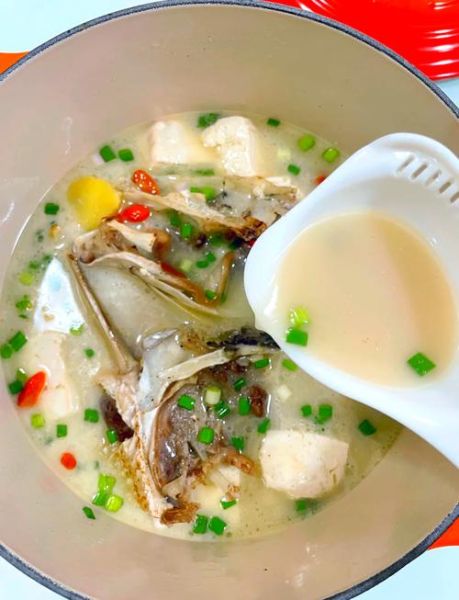 鱼头炖豆腐怎么做_鱼头炖豆腐用什么鱼头-第2张图片-山城妙识