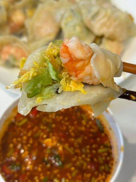 芦笋虾仁水饺怎么做_芦笋虾仁水饺怎么调馅-第1张图片-山城妙识