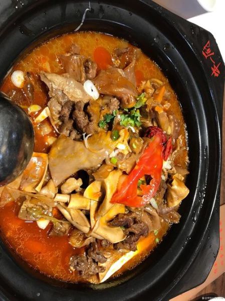 筋头巴脑一锅炖怎么做_筋头巴脑需要焯水吗-第3张图片-山城妙识