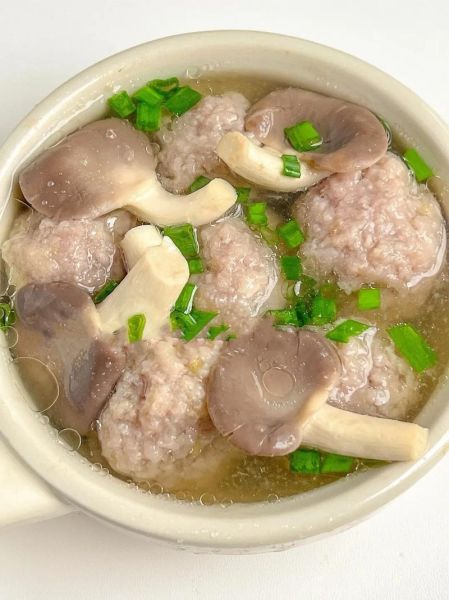 速冻丸子汤的家常做法_速冻丸子汤怎么做好吃-第1张图片-山城妙识