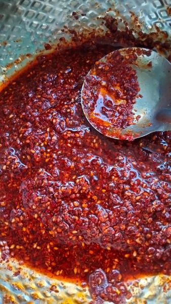 芝麻辣椒酱怎么做_家庭版详细做法-第2张图片-山城妙识