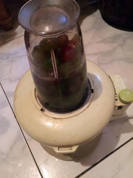 豆浆机榨葡萄汁的做法_葡萄汁要不要去皮-第1张图片-山城妙识