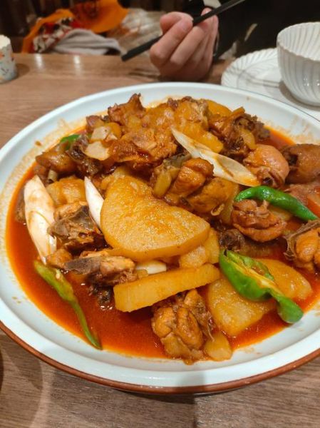 新疆大盘鸡家常做法_大盘鸡怎么做好吃-第1张图片-山城妙识