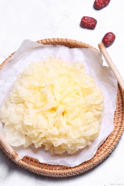 素炒银耳怎么做_素炒银耳的家常做法-第1张图片-山城妙识