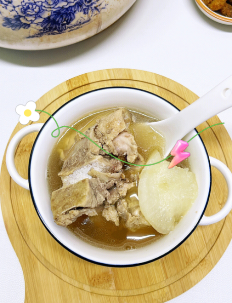 骨头炖萝卜汤的做法_骨头汤怎么炖才白-第1张图片-山城妙识 骨头炖萝卜汤的做法_骨头汤怎么炖才白-第1张图片-山城妙识