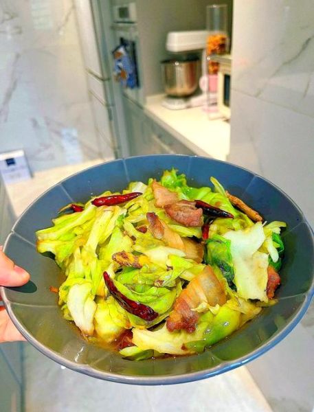 干锅包菜怎么做好吃又简单_干锅包菜家常做法-第1张图片-山城妙识