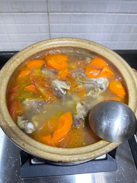 胡萝卜怎么炒好吃_胡萝卜炖汤做法大全-第3张图片-山城妙识