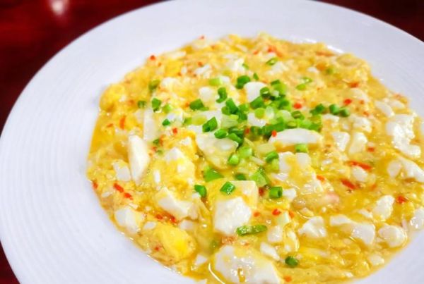 蟹黄豆腐是哪里的菜_蟹黄豆腐起源地-第2张图片-山城妙识