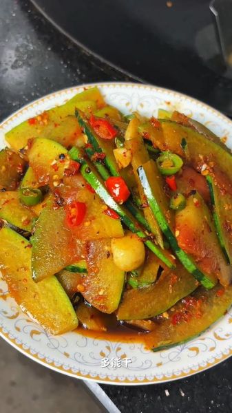 爆炒西瓜皮怎么做_西瓜皮怎么炒才脆-第2张图片-山城妙识