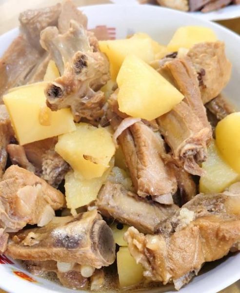 煮排骨的正确方法_排骨焯水用冷水还是热水-第2张图片-山城妙识