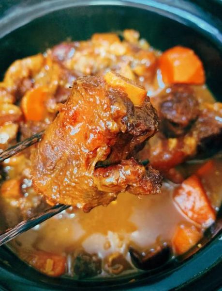 牛尾巴怎么做好吃_牛尾巴炖多久才软烂-第1张图片-山城妙识