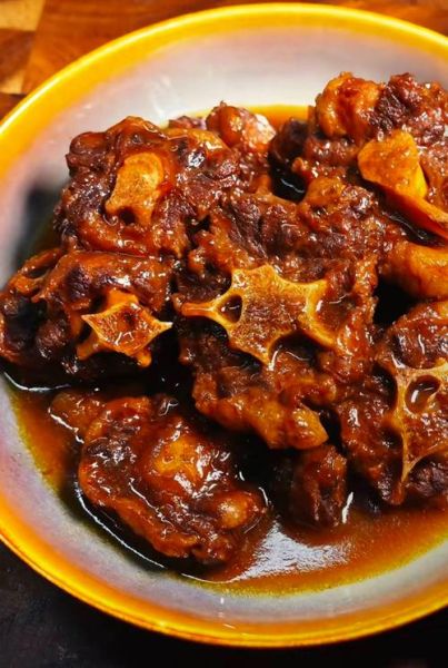 牛尾巴怎么做好吃_牛尾巴炖多久才软烂-第2张图片-山城妙识