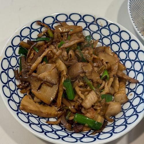 五花肉炒笋干怎么炒好吃_笋干要不要提前泡-第3张图片-山城妙识