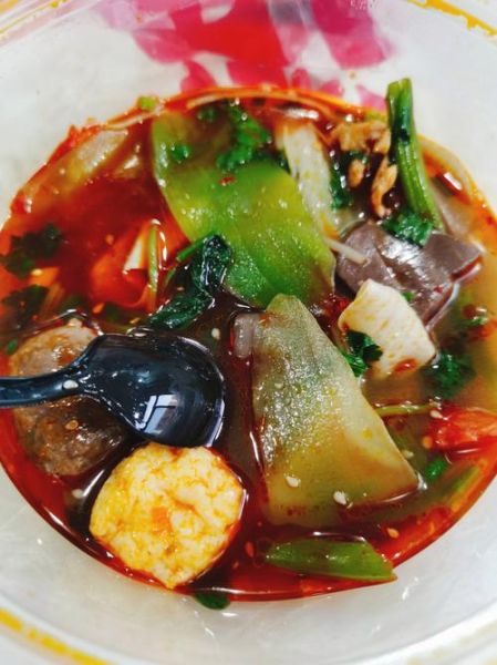 冒菜是什么意思_冒菜和麻辣烫区别-第1张图片-山城妙识