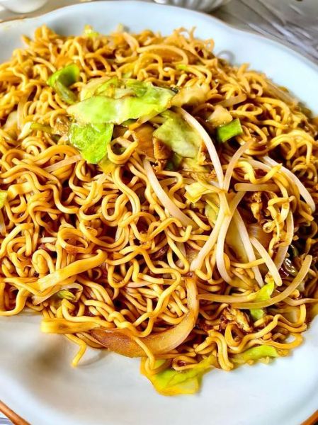 炒方便面怎么做才好吃_炒方便面需要哪些调料-第2张图片-山城妙识