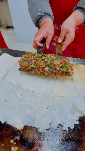 鲅鱼饼子怎么做好吃_家常做法视频窍门-第1张图片-山城妙识