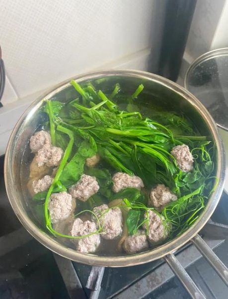 羊肉丸子怎么做又滑又嫩_为什么一煮就柴-第2张图片-山城妙识 羊肉丸子怎么做又滑又嫩_为什么一煮就柴-第2张图片-山城妙识