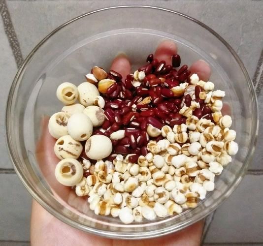 红豆薏米粥怎么煮才好吃_红豆薏米粥去湿气正确做法-第1张图片-山城妙识