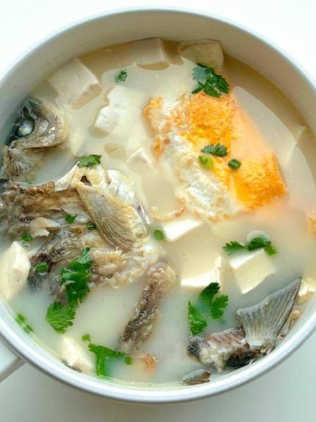 鱼汤怎么炖好吃_鱼汤去腥增鲜技巧-第1张图片-山城妙识 鱼汤怎么炖好吃_鱼汤去腥增鲜技巧-第1张图片-山城妙识