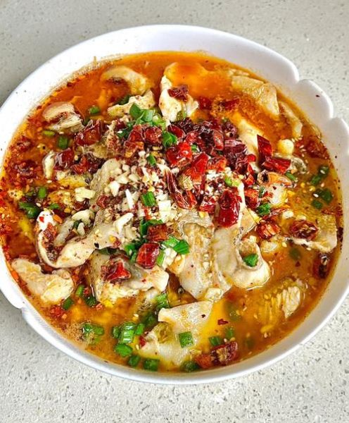 大厨酸菜鱼怎么做_酸菜鱼鱼片不碎秘诀-第2张图片-山城妙识