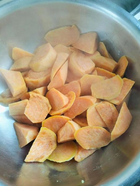 家常拔丝地瓜怎么做_拔丝地瓜糖浆比例是多少-第3张图片-山城妙识