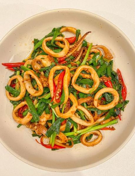 韭菜鱿鱼须怎么炒好吃_韭菜鱿鱼须焯水多久-第2张图片-山城妙识