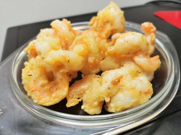 软炸虾仁用泡打粉吗_软炸虾仁要不要放泡打粉-第1张图片-山城妙识