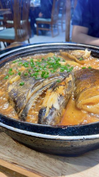 砂锅鱼头用什么鱼最好吃_砂锅鱼头选鱼技巧-第3张图片-山城妙识