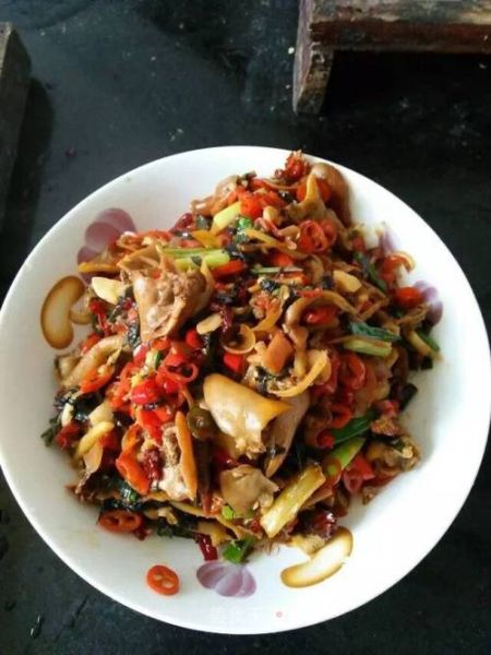 红烧河蚌怎么做好吃_红烧河蚌的做法大全-第1张图片-山城妙识