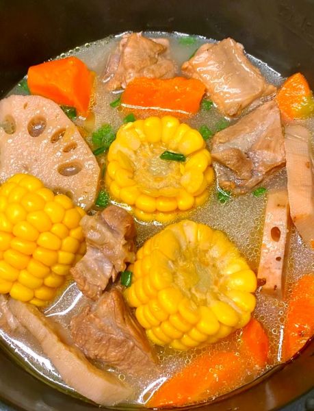 莲藕排骨汤热量_减肥能喝吗-第1张图片-山城妙识 莲藕排骨汤热量_减肥能喝吗-第1张图片-山城妙识