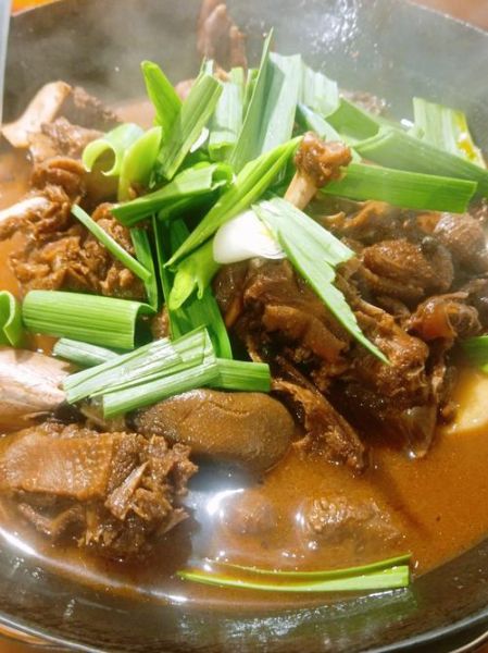 鸭肉火锅怎么做_鸭肉火锅底料怎么配-第1张图片-山城妙识 鸭肉火锅怎么做_鸭肉火锅底料怎么配-第1张图片-山城妙识