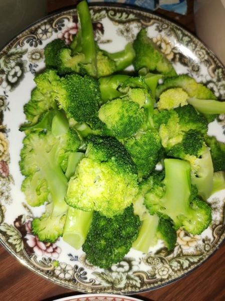 西兰花焯水后还要过冷水吗_焯水后过冷水的作用-第2张图片-山城妙识