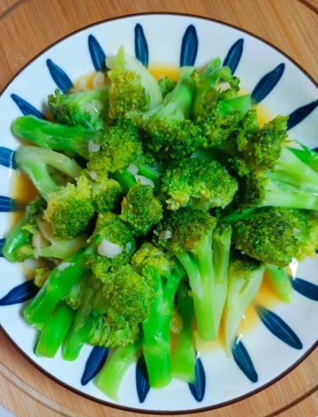 西兰花焯水后还要过冷水吗_焯水后过冷水的作用-第3张图片-山城妙识