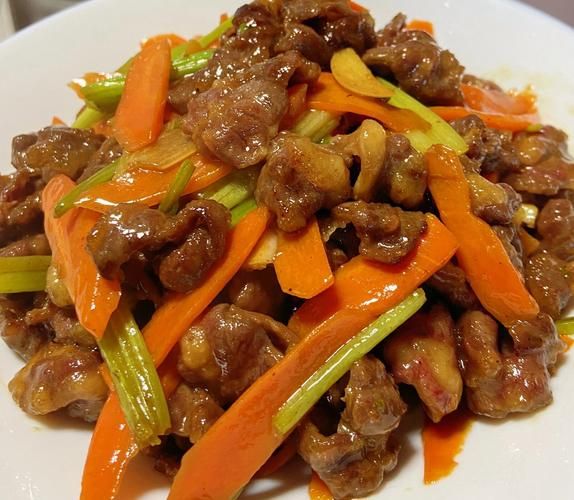 炒蚝油牛肉怎么炒才嫩_蚝油牛肉做法步骤详解-第2张图片-山城妙识 炒蚝油牛肉怎么炒才嫩_蚝油牛肉做法步骤详解-第2张图片-山城妙识