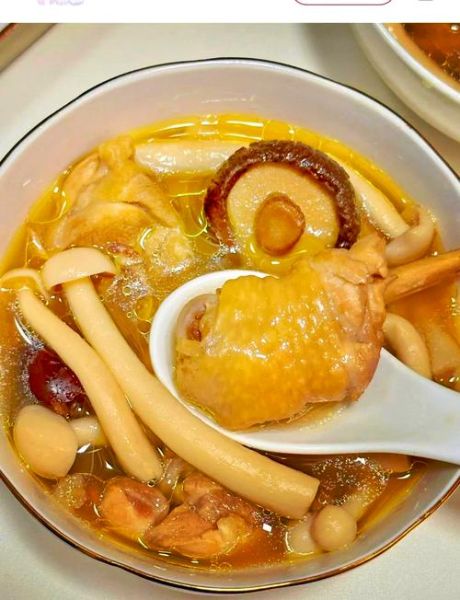 香菇炖鸡汤好喝又营养_怎么做最鲜-第1张图片-山城妙识 香菇炖鸡汤好喝又营养_怎么做最鲜-第1张图片-山城妙识