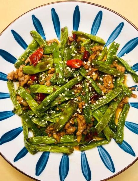 肉末四季豆怎么炒才好吃_肉末四季豆要不要焯水-第3张图片-山城妙识