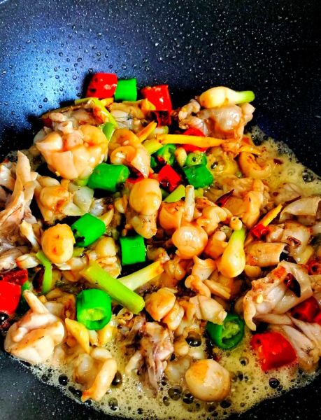 田鸡怎么做好吃_田鸡做法视频教程-第2张图片-山城妙识