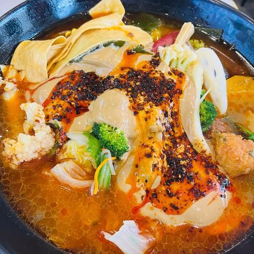 骨汤麻辣烫高汤怎么做_麻辣烫高汤配方比例-第1张图片-山城妙识