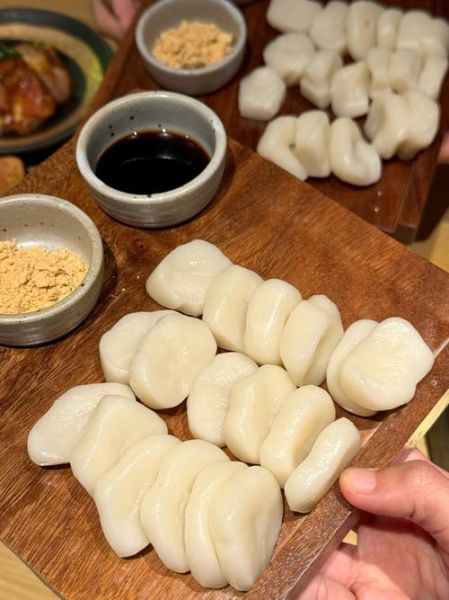 元旦吃年糕的寓意是什么_年糕象征什么-第1张图片-山城妙识