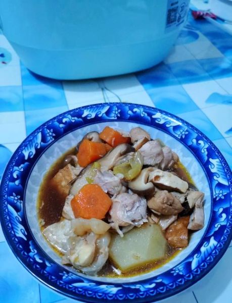 电压力锅焖鸡要多久_电压力锅焖鸡做法步骤-第1张图片-山城妙识