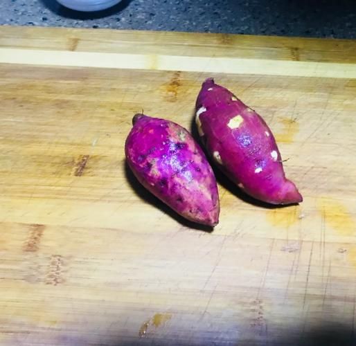 电饭煲烤红薯怎么做_电饭煲烤红薯要多长时间-第3张图片-山城妙识 电饭煲烤红薯怎么做_电饭煲烤红薯要多长时间-第3张图片-山城妙识