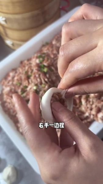 小笼包怎么包_小笼包皮薄不破技巧-第1张图片-山城妙识