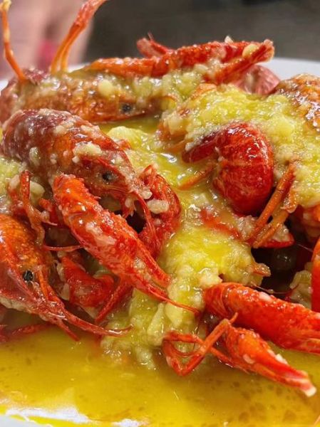 蒜泥龙虾图片大全_蒜泥龙虾怎么做最好吃-第3张图片-山城妙识 蒜泥龙虾图片大全_蒜泥龙虾怎么做最好吃-第3张图片-山城妙识