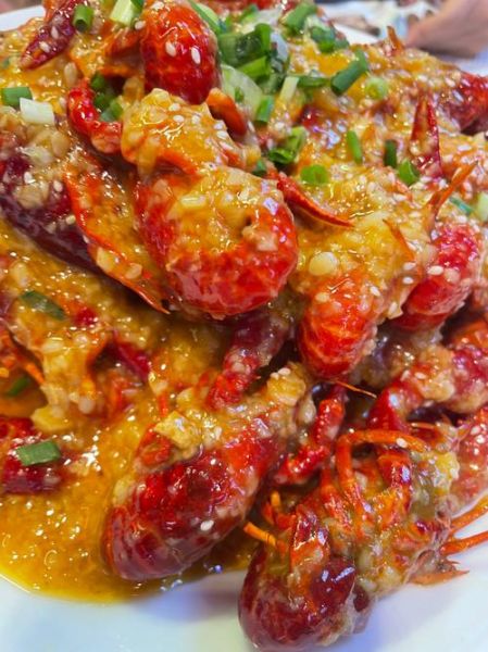 蒜泥龙虾图片大全_蒜泥龙虾怎么做最好吃-第1张图片-山城妙识 蒜泥龙虾图片大全_蒜泥龙虾怎么做最好吃-第1张图片-山城妙识