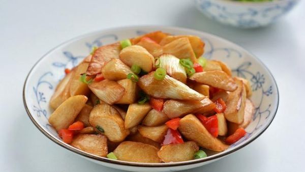 油焖茭白怎么做好吃窍门_油焖茭白为什么发苦-第1张图片-山城妙识