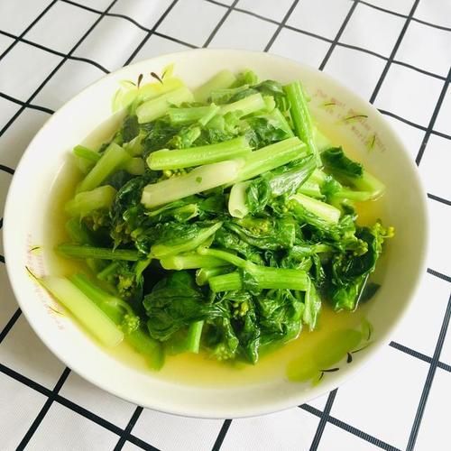 清炒白菜苔怎么做_清炒白菜苔要不要焯水-第2张图片-山城妙识 清炒白菜苔怎么做_清炒白菜苔要不要焯水-第2张图片-山城妙识