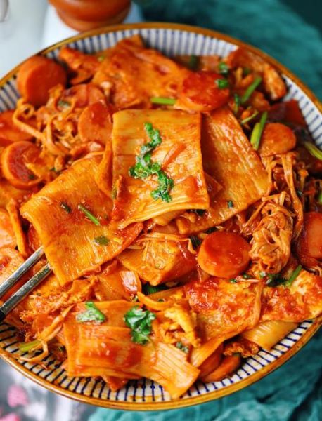 烤冷面最正宗的做法_家庭版烤冷面怎么做-第3张图片-山城妙识 烤冷面最正宗的做法_家庭版烤冷面怎么做-第3张图片-山城妙识