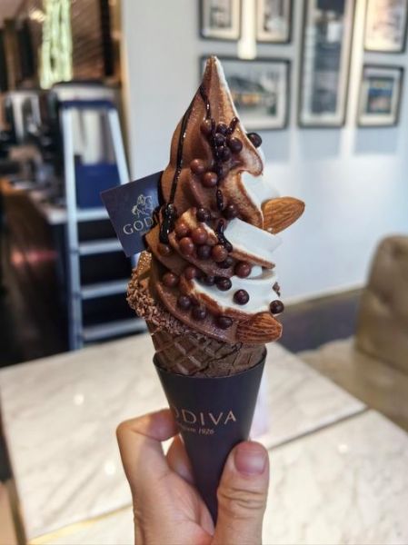 冰淇淋实拍图片大全_怎么拍出高级感-第1张图片-山城妙识