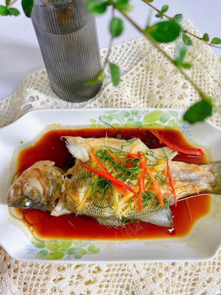 清蒸鱼最后浇汁怎么做_清蒸鱼淋什么汁最鲜-第3张图片-山城妙识