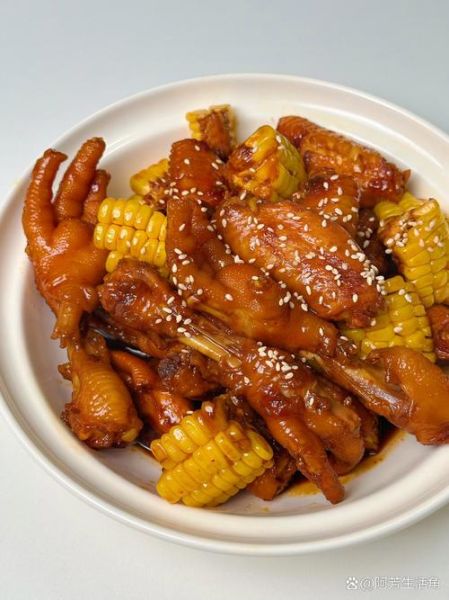 鸡翅鸡爪煲怎么做_鸡爪煲需要焯水吗-第1张图片-山城妙识